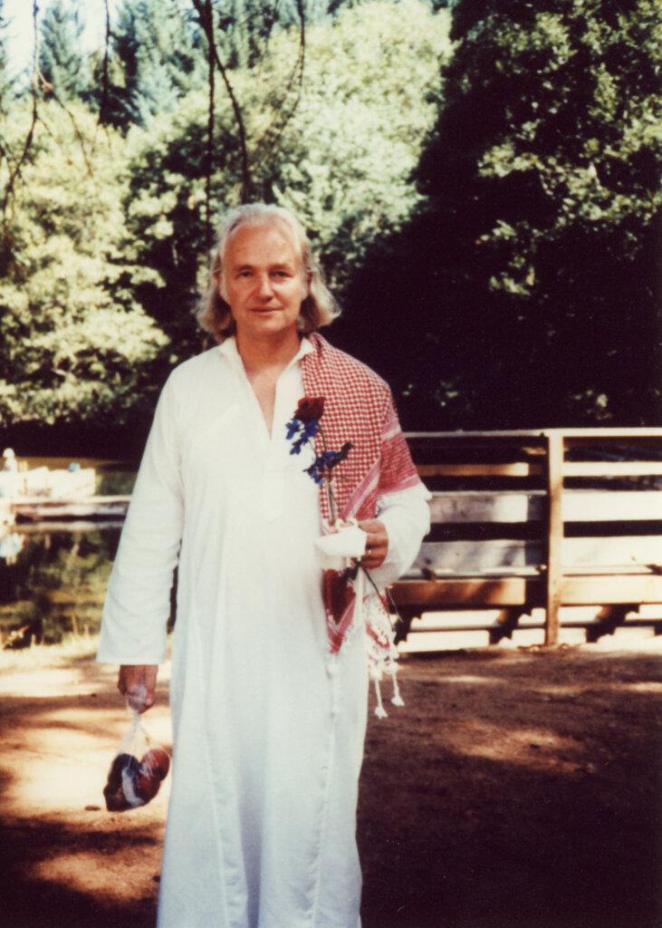 Shaykh Nur al-Anwar al-Jerrahi - The Sufi Lodge